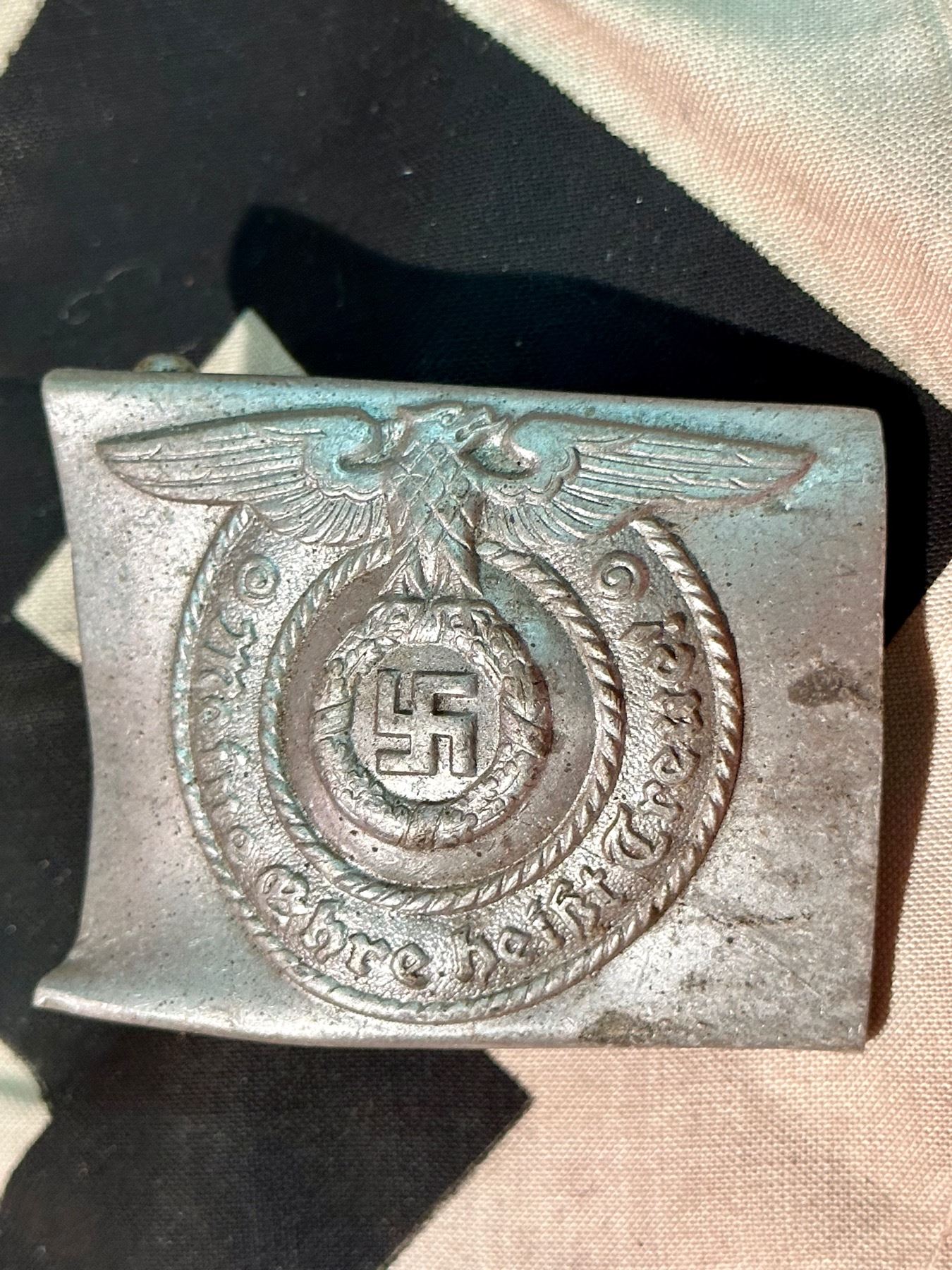WW2 GERMAN WAFFEN SS OFFICER BELT BUCKLE BY RZM OLT/62637