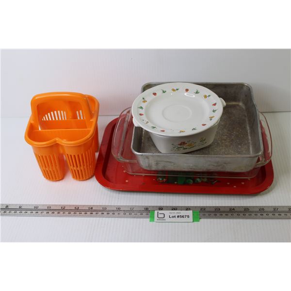 Pyrex Cake Pan Cutlery Basket Corning Ware Dish Misc Items