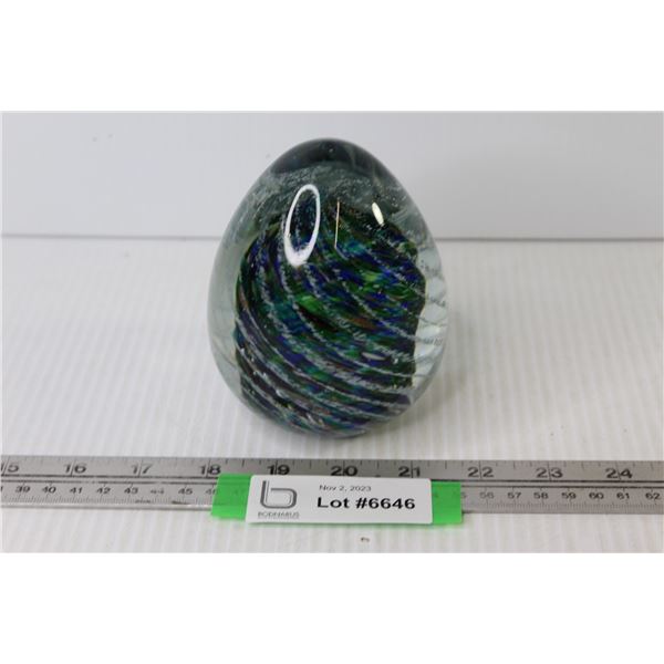 Egg Shaped Art Glass Paperweight Bodnarus Auctioneering