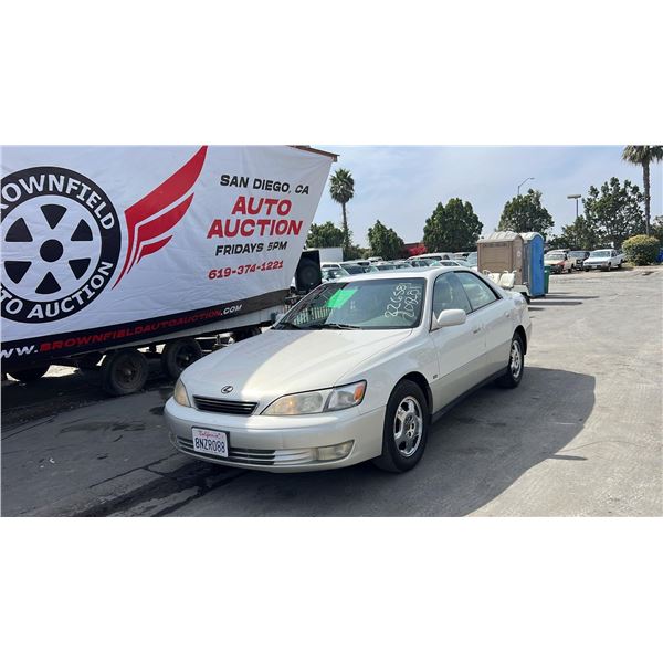 1999 Lexus ES 300