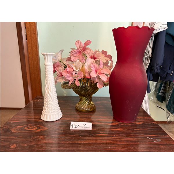 Assorted Vases H12 Beck Auctions Inc