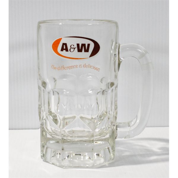 VINTAGE A&W MUG