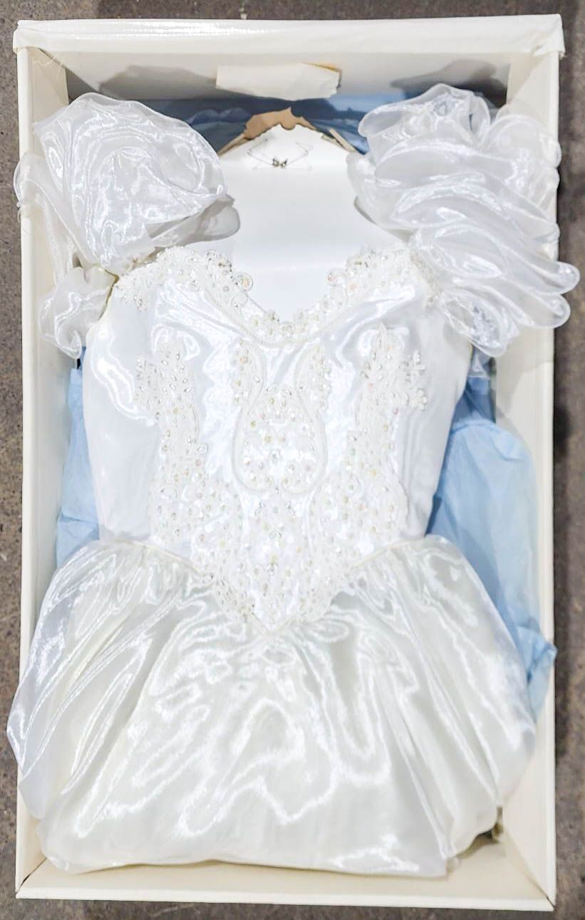 BRIDAL CHEST WEDDING DRESS