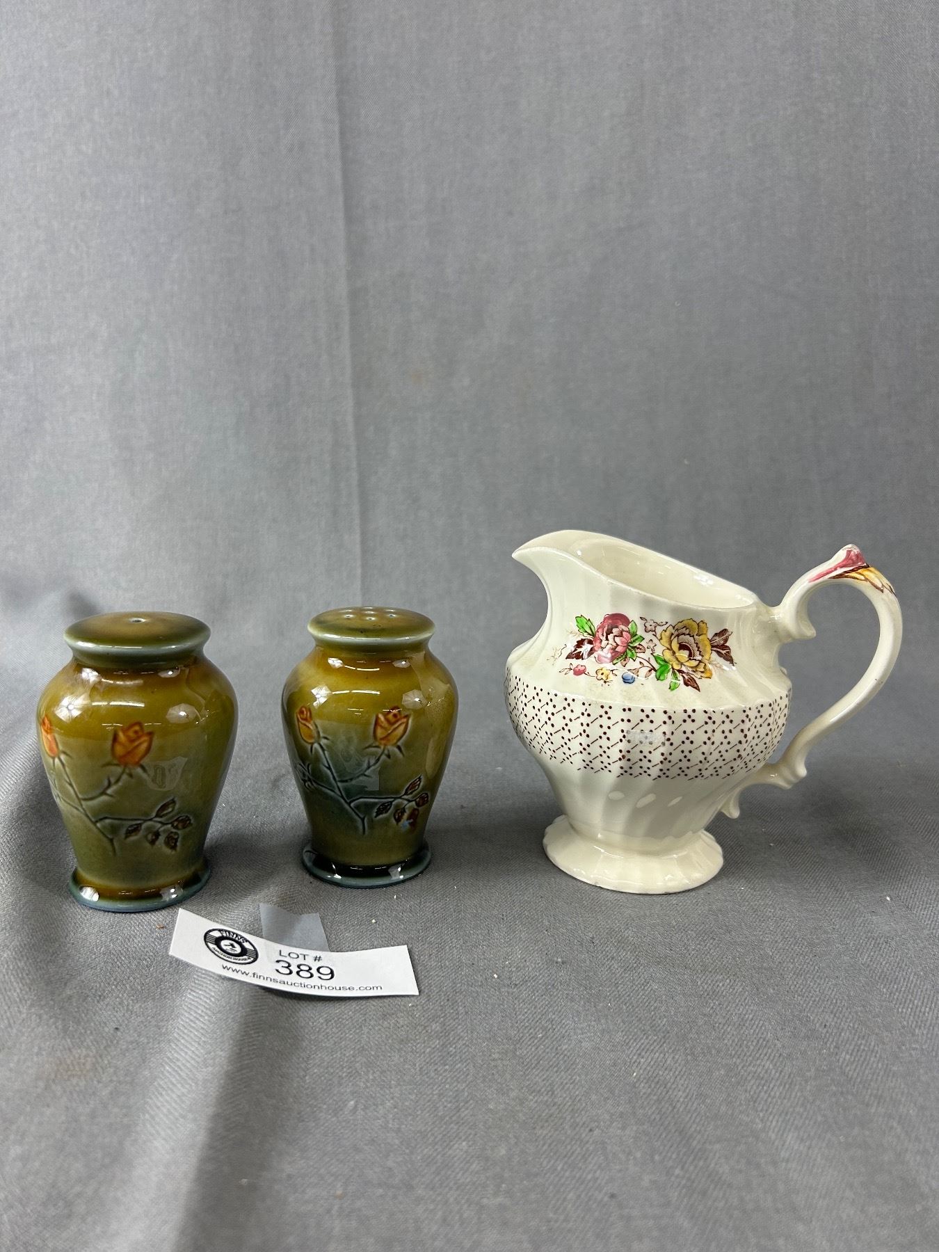 Vintage Pair Of Wade S & P Shakers Made In Ireland & Myot Odle Chelsey ...