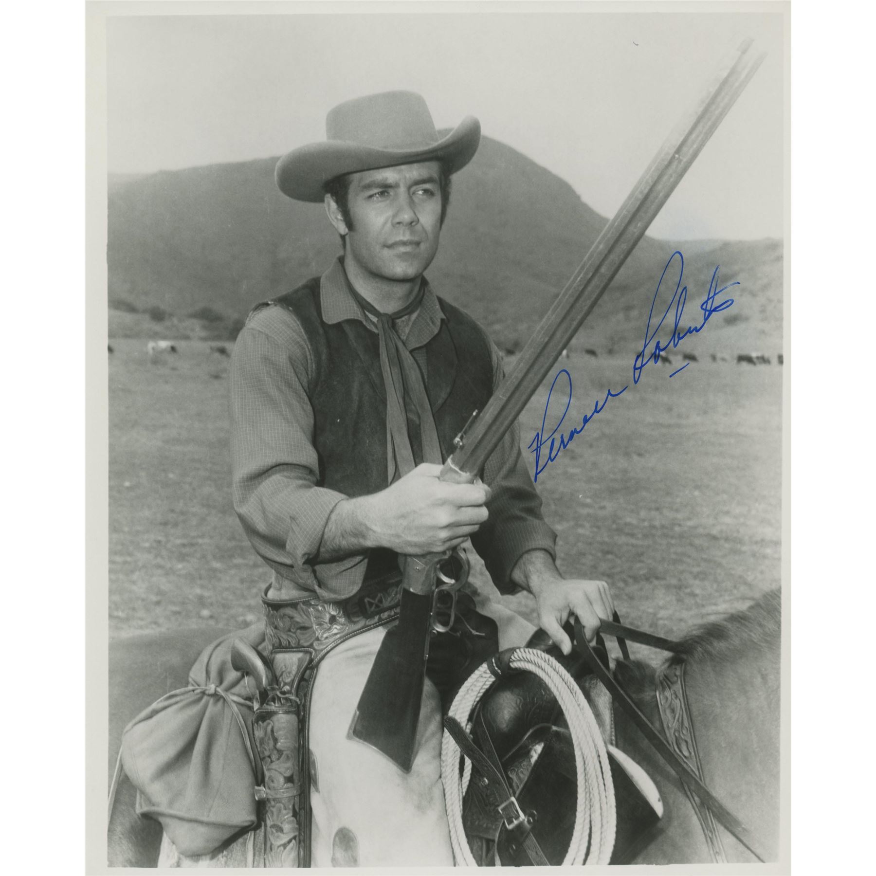 Bonanza Pernell Roberts signed photo. GFA Authenticated