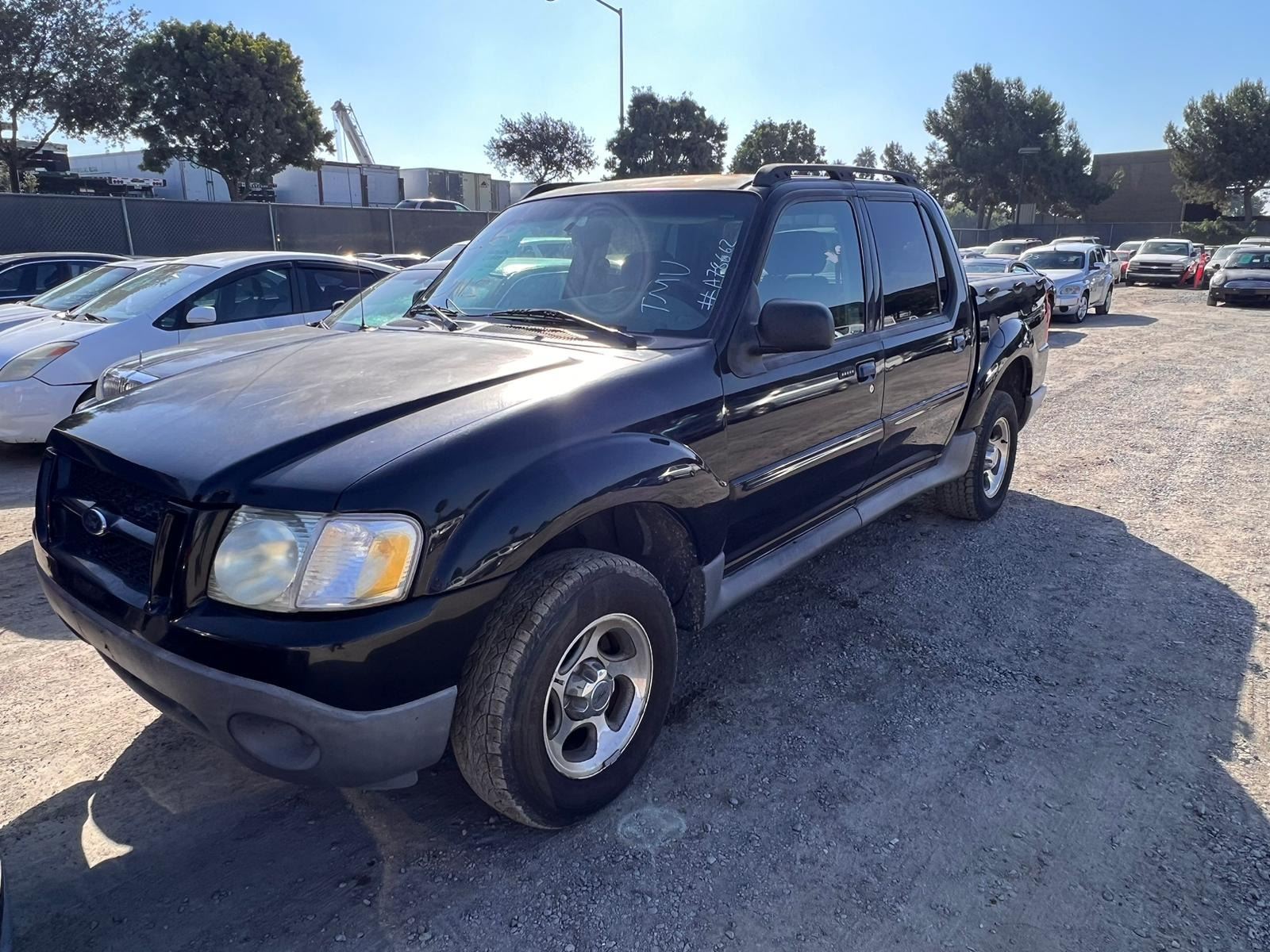 2005 Ford Explorer Sport Trac XLS
