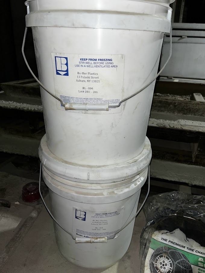 NEW BO-MER PLASTIC ADHESIVE