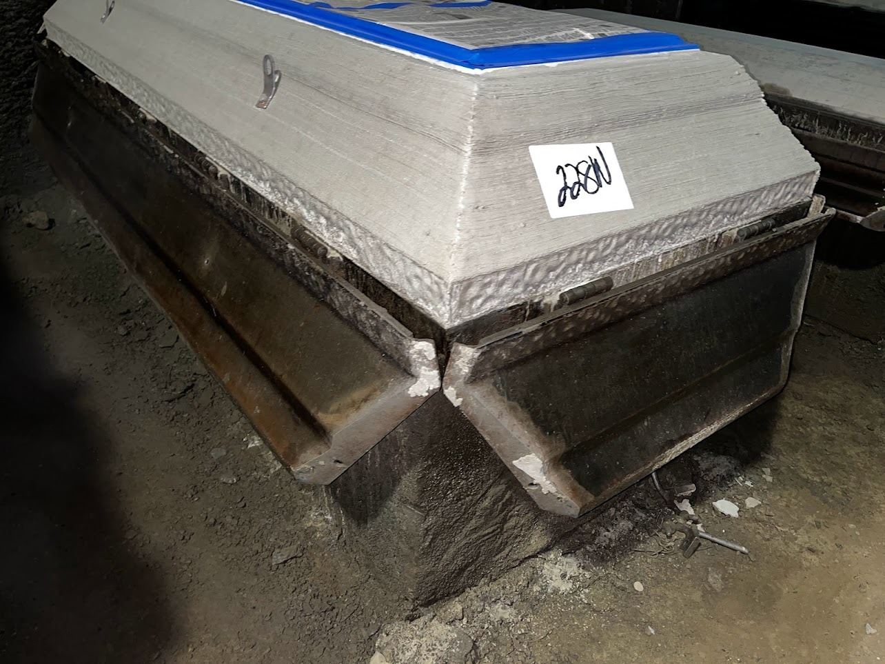 S/2 EAGLE CEMENT BURIAL VAULT MOLD/ GOES WITH LOT 235W
