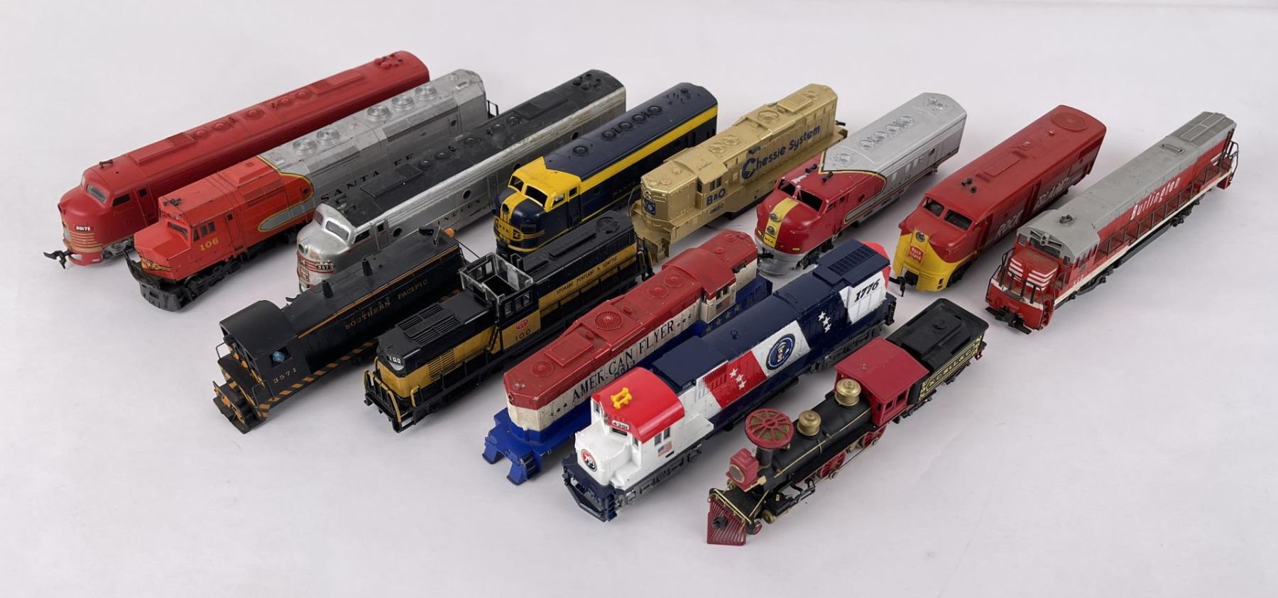 Collection of HO Scale Train Engines