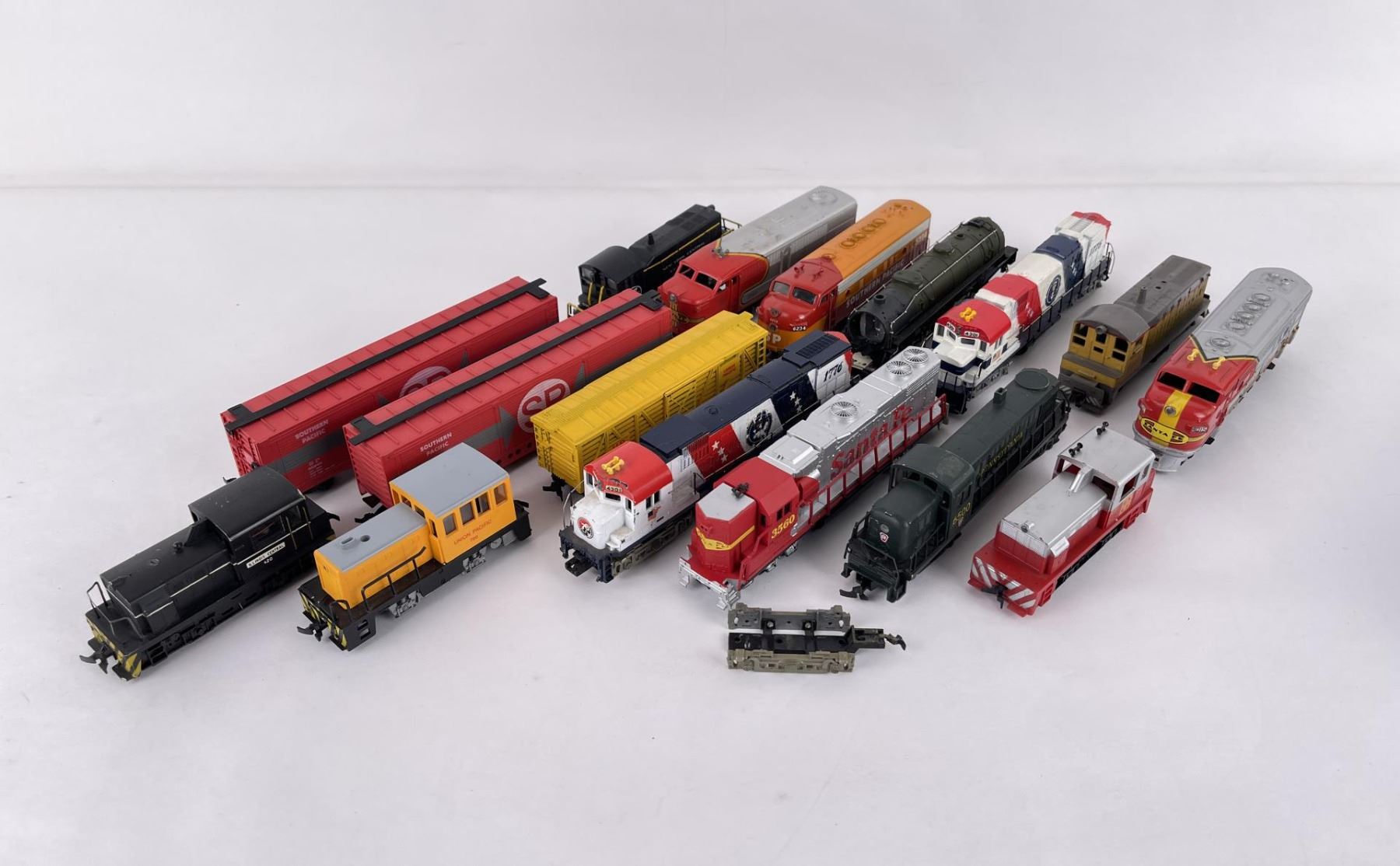 Collection of HO Scale Train Engines