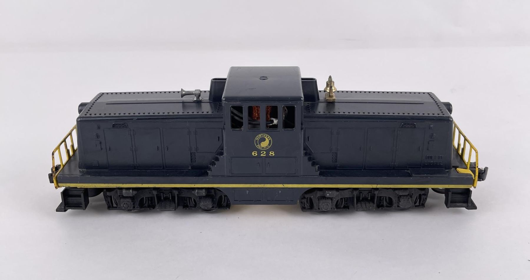 Lionel 628 Northern Pacific Diesel Engine