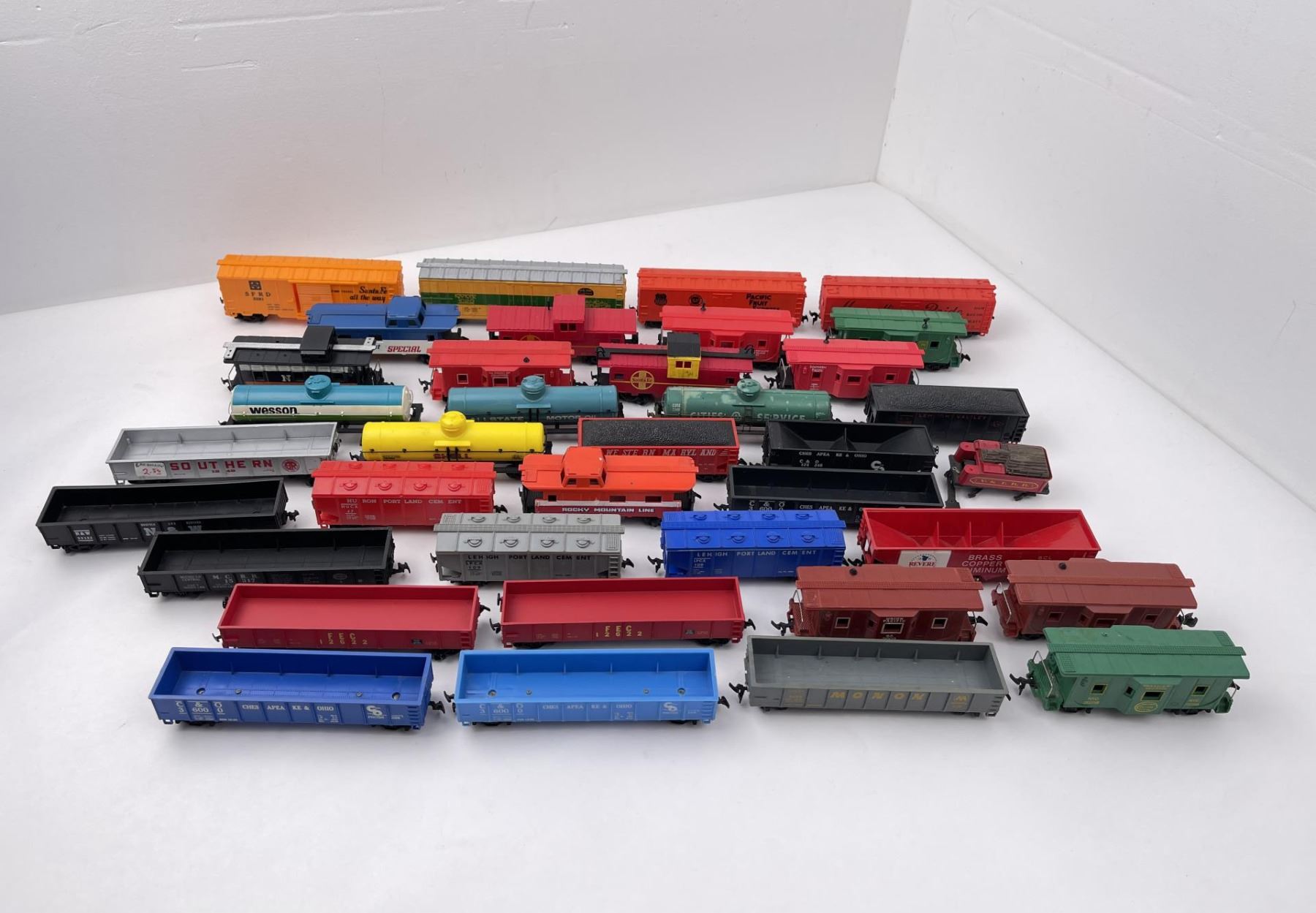 Collection of HO Scale Train Cars Marx