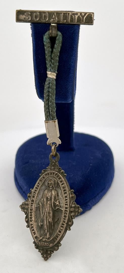 Antique Religious Virgin Mary Pin