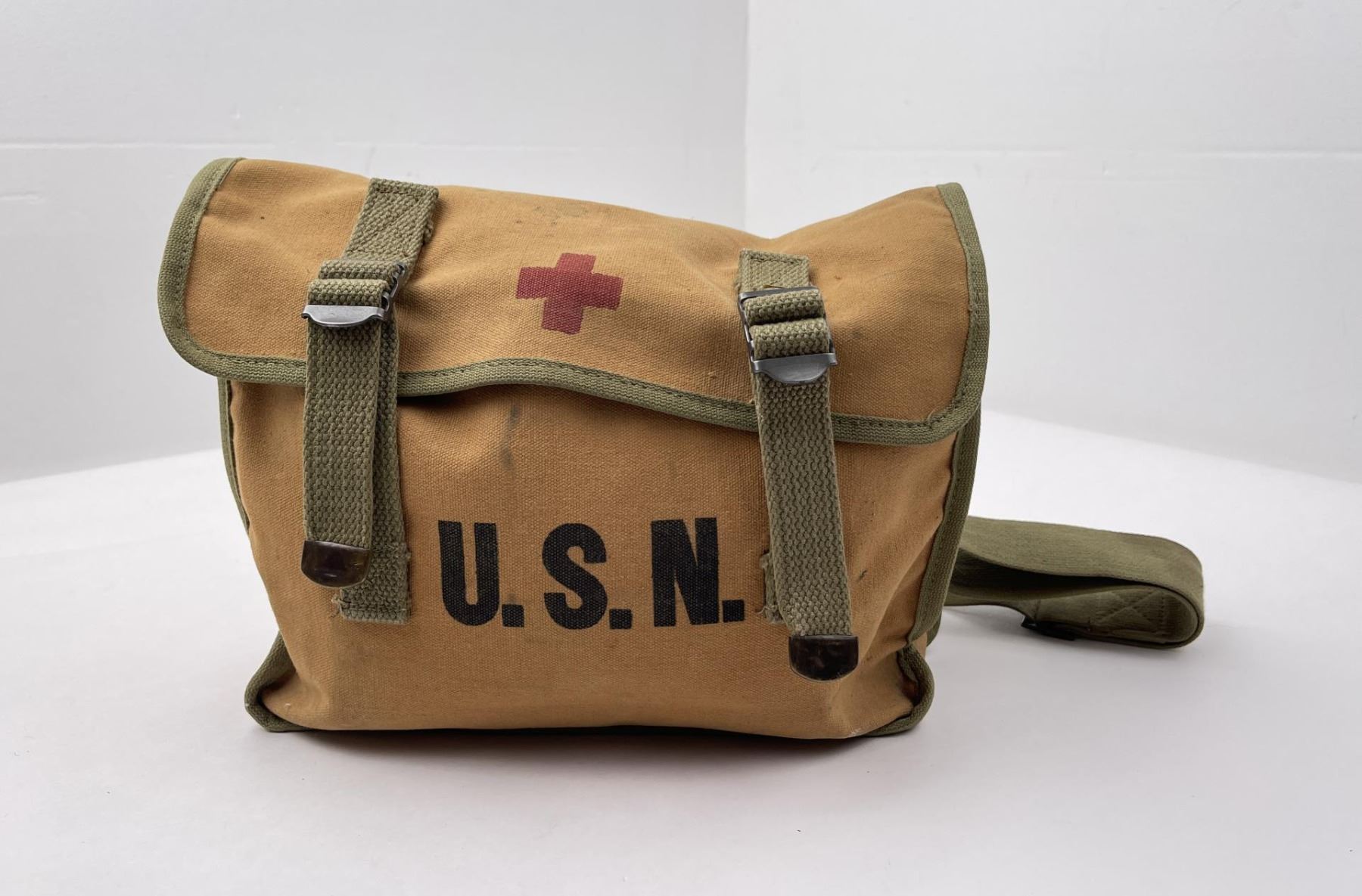 US Navy Medical Field Pack