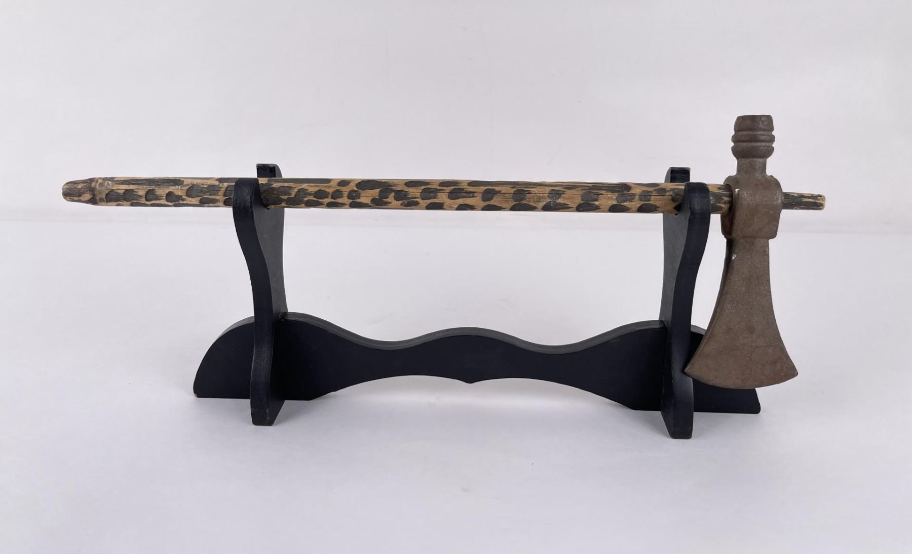 Native American Indian Peace Pipe Tomahawk