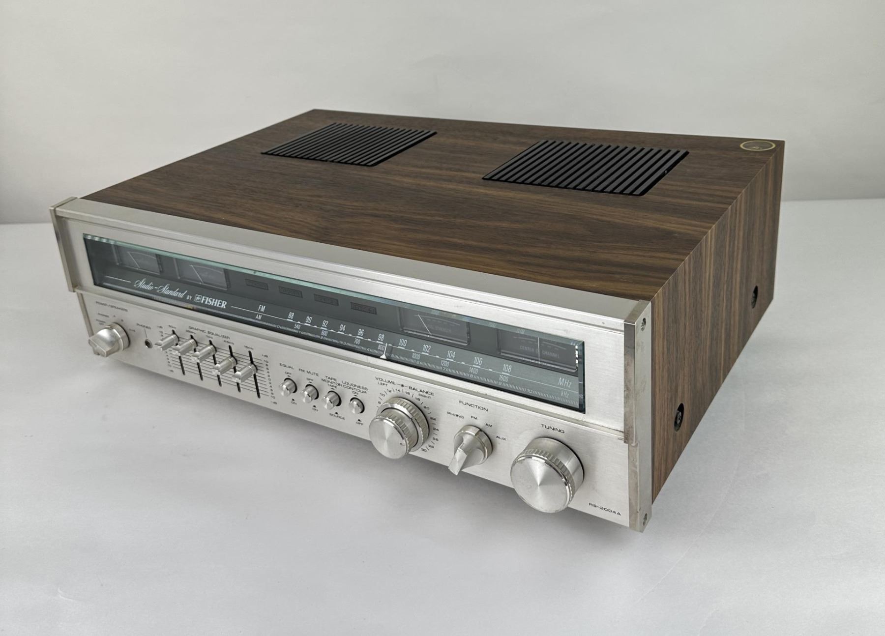 Fisher RS-2004A Stereo Reciever