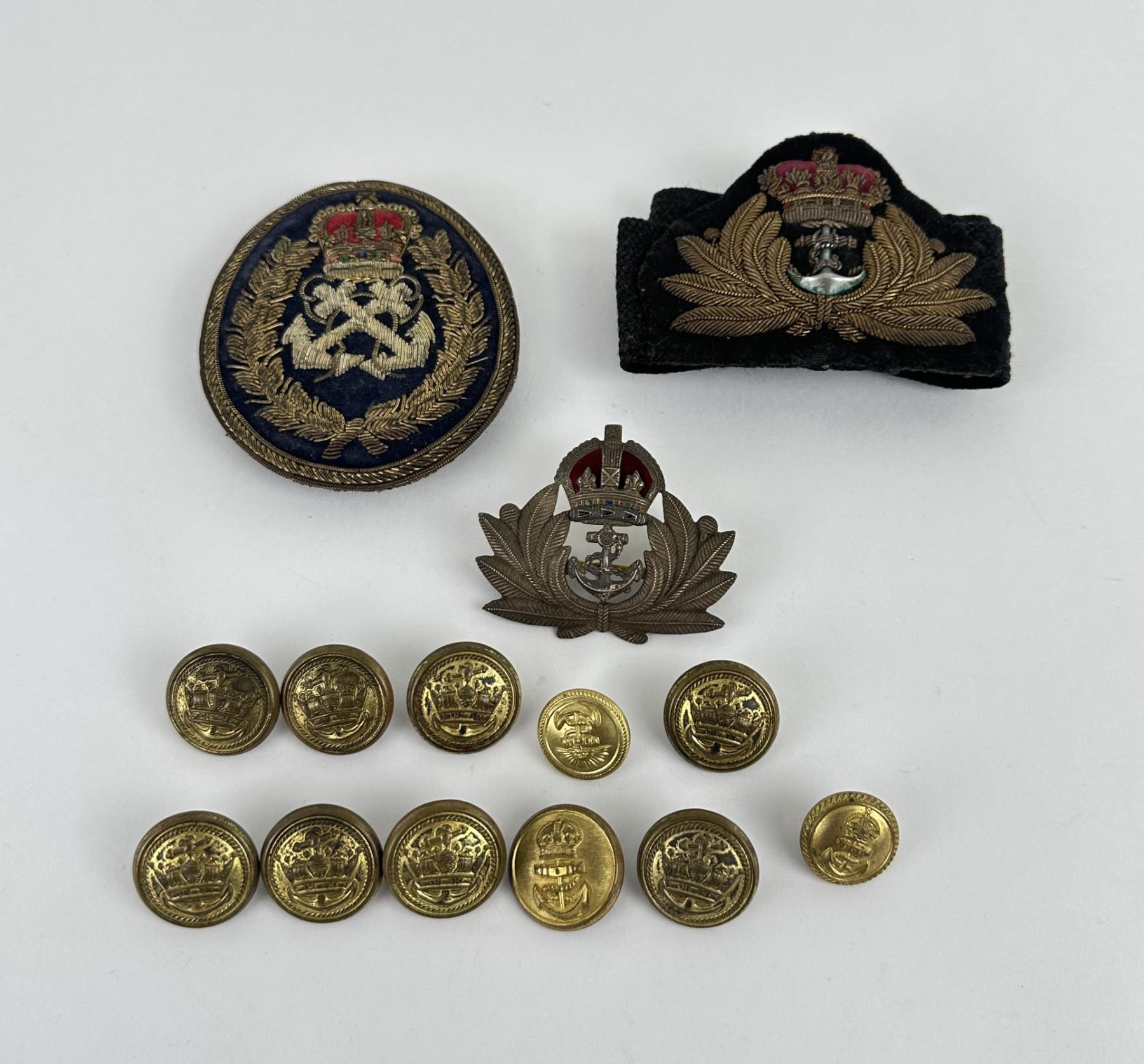 British Royal Navy Buttons and Badges