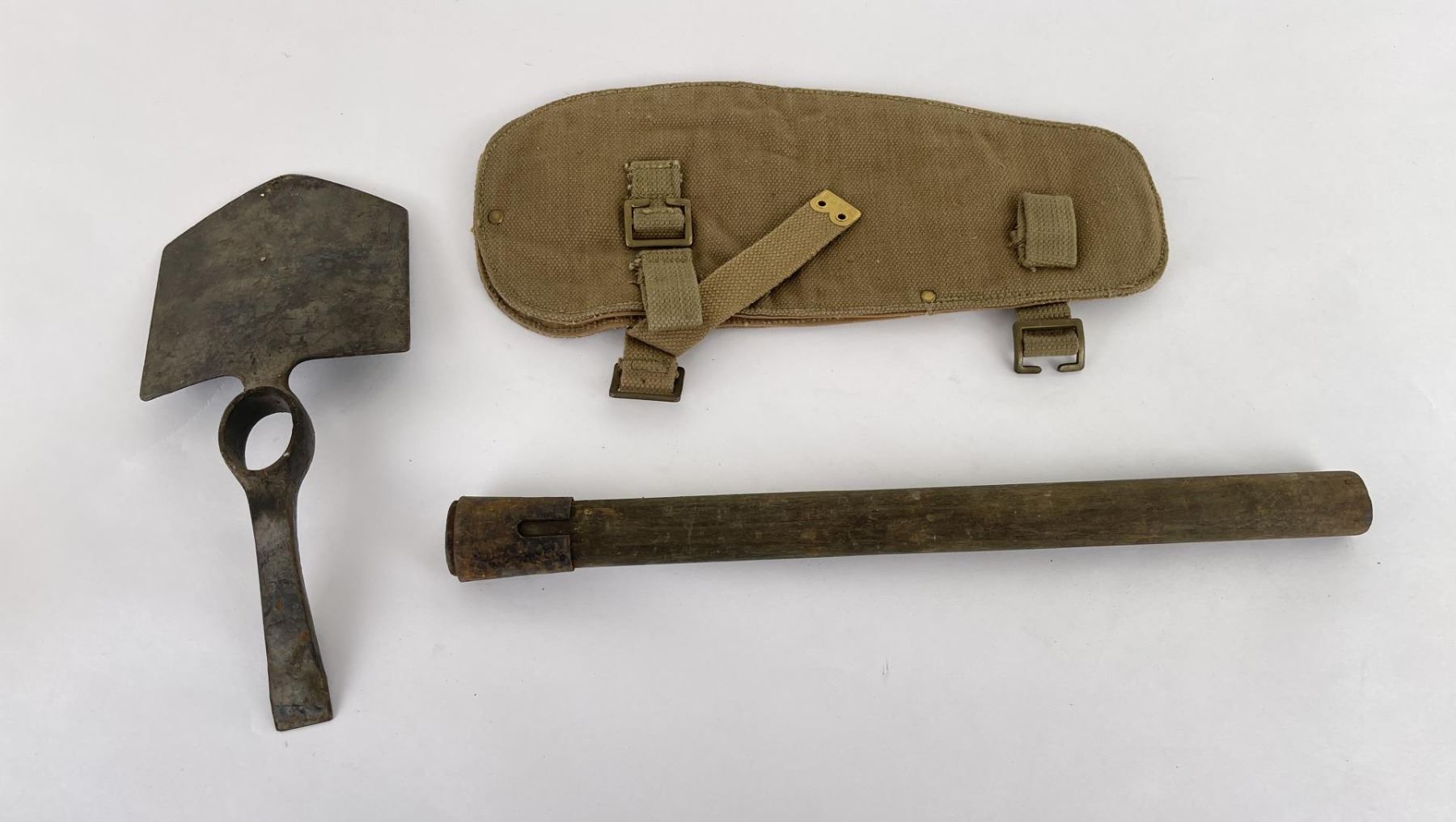 WW2 British Entrenching Shovel Tool Set