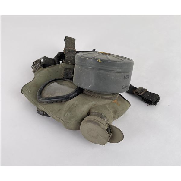 WW2 D Day M5 Airborne Gas Mask