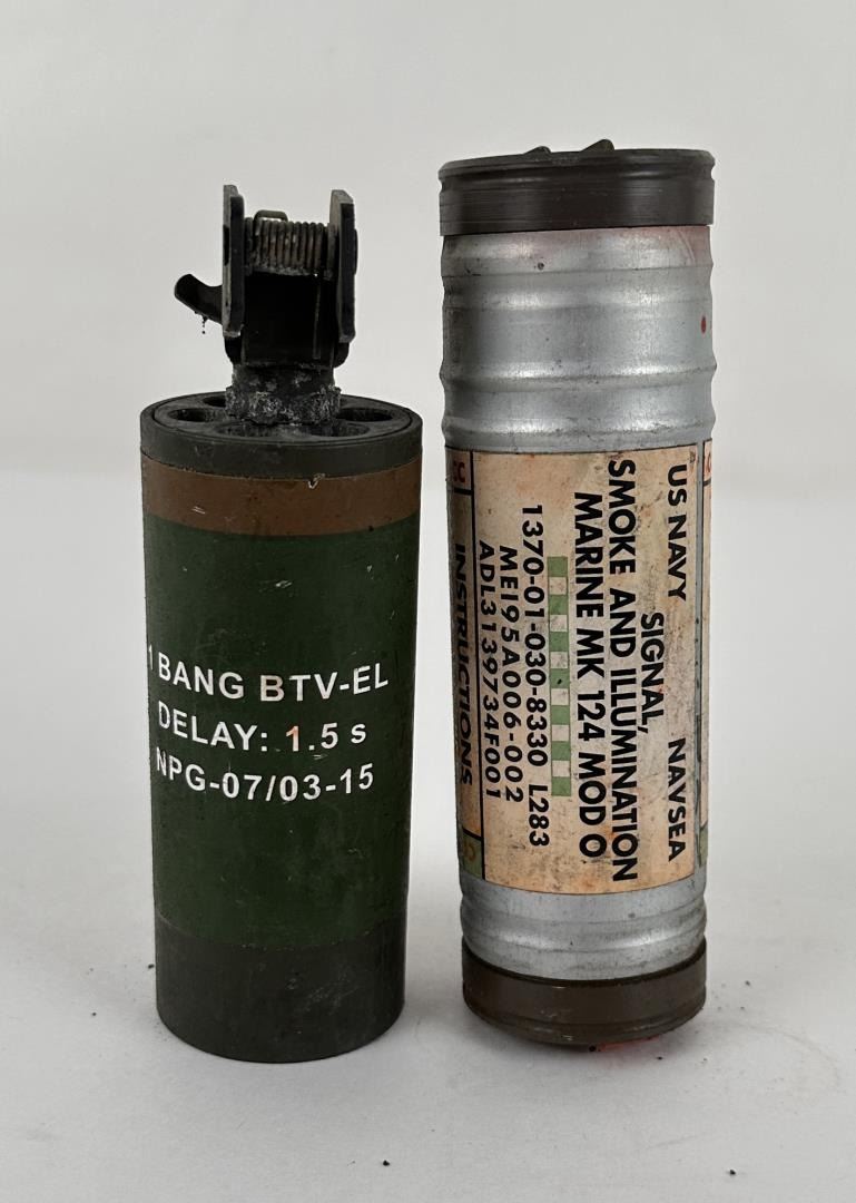 Vietnam BTV-EL Flash Bang Grenade USN Smoke