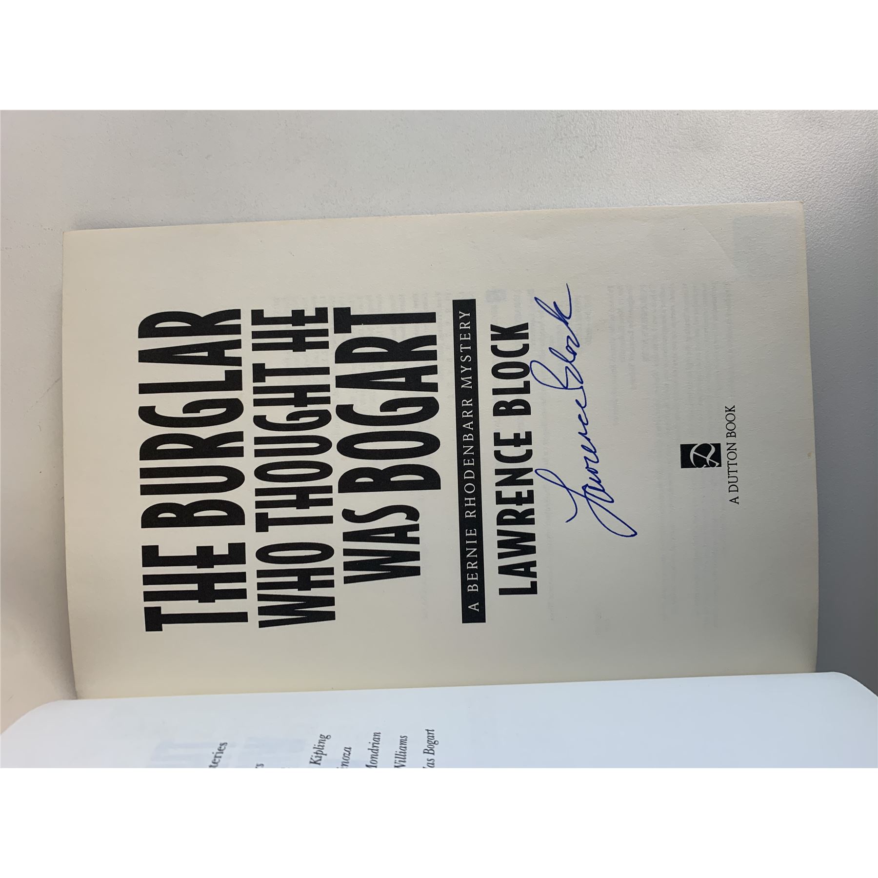 The Burglar Who Thought He Was Bogart Lawrence Block signed book