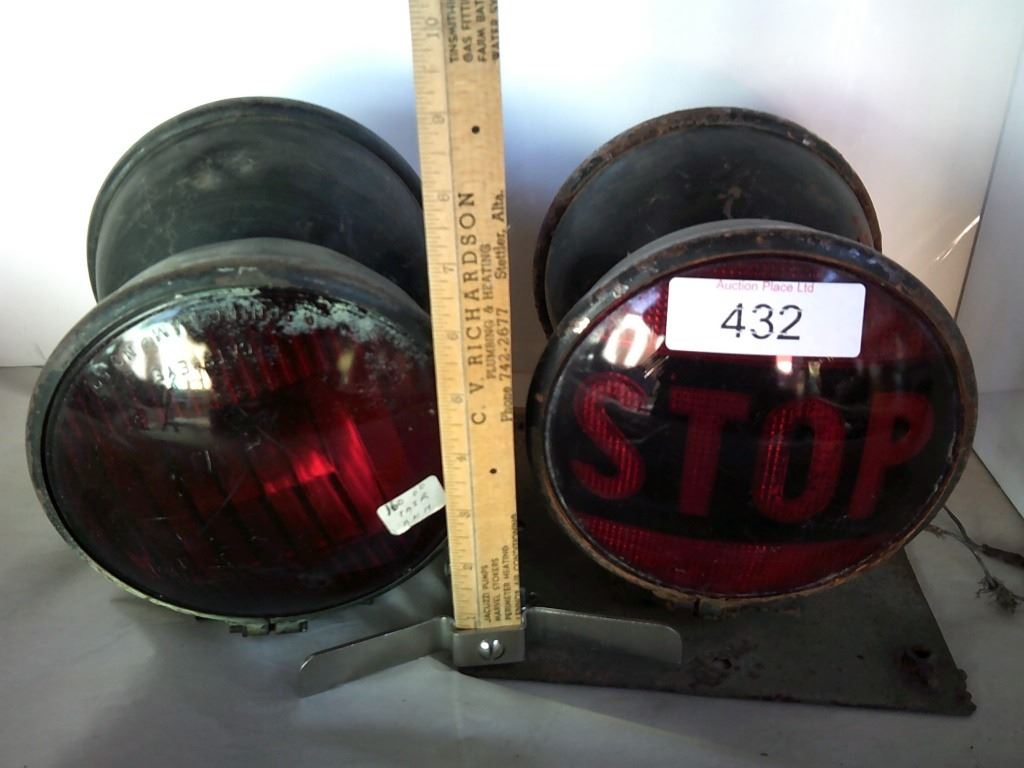 Vintage stop lights