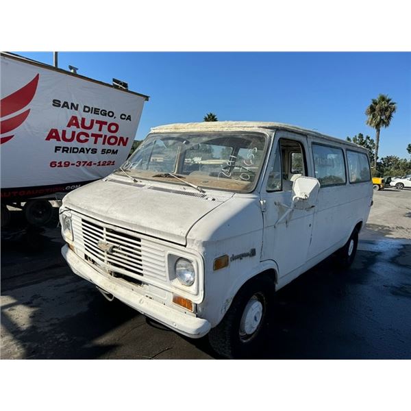 1973 CHEVROLET VAN