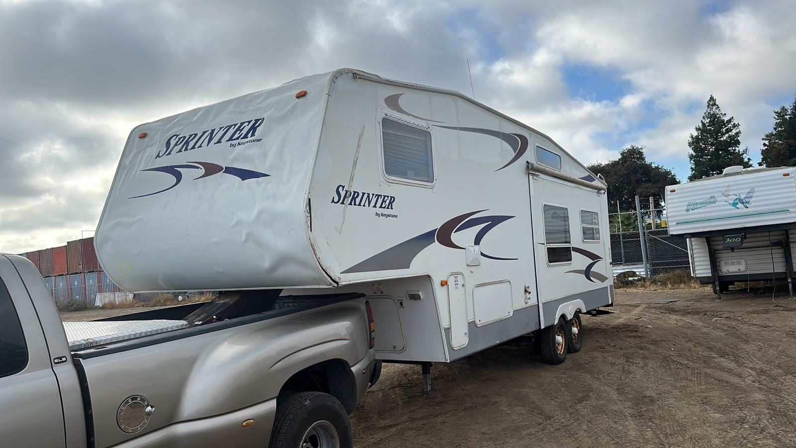 2005 SPRINTER 5TH WHEEL
