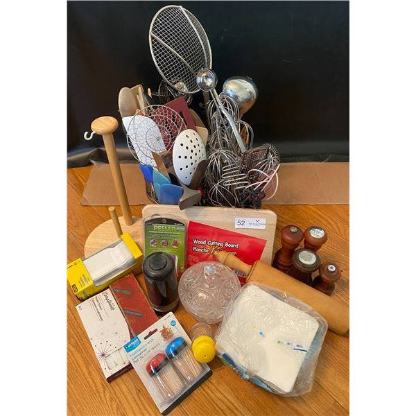 Assorted Kitchen Utensils Salt And Pepper Shakers And More Beck Auctions