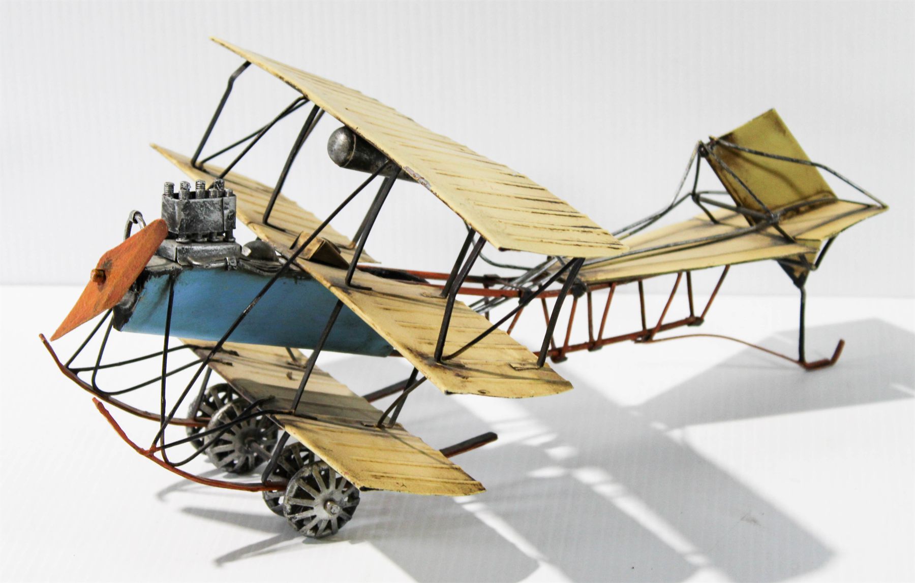 METAL TRI - WING ANTIQUE LOOK AIRPLANE