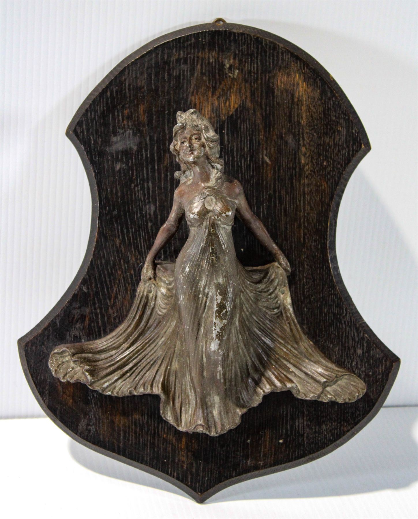 BRONZE METAL LADY WALL ART
