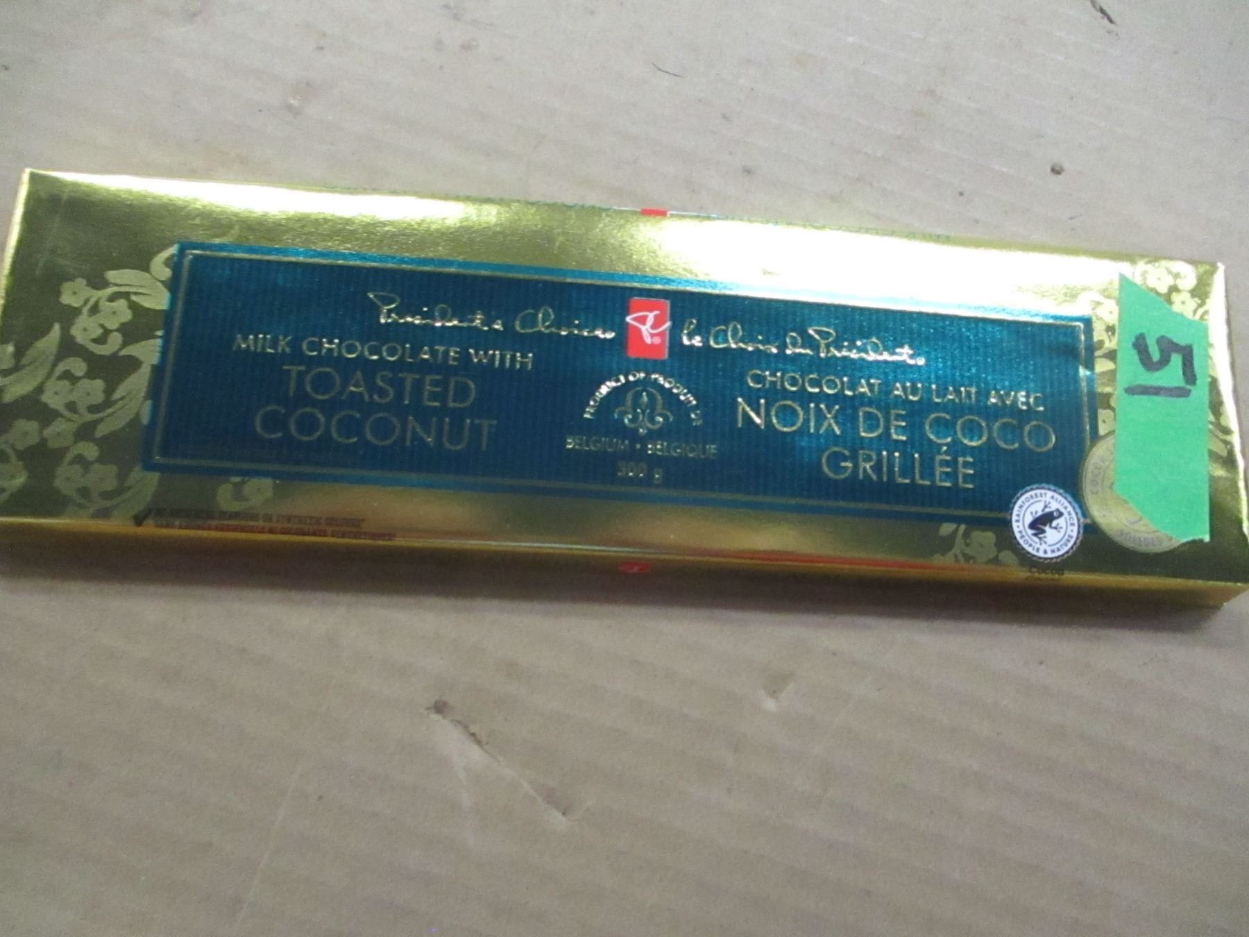 PC MILK CHOCOLATE & COCONUT BAR (300 G)