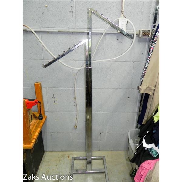 STATIONARY TRIPLE ANGLE ARM CLOTHING RACK
