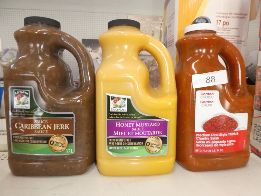 2 ED smith 3.7L sauce jugs, 1 gordon choice