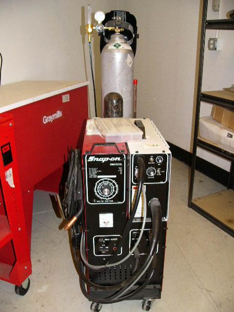 Snap-On MM250 SL Muscle Mig Welder s/n Mm250sl 16457 Comes with Welding ...