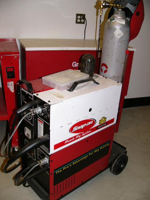 Snap-On MM250 SL Muscle Mig Welder s/n Mm250sl 16457 Comes with Welding ...