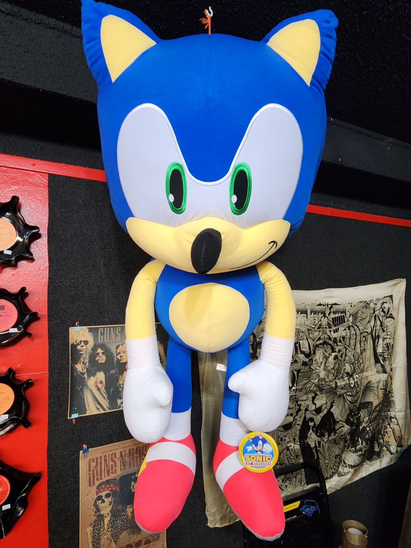 New Giant 4" Tall Licensed Sonic The Hedgehog