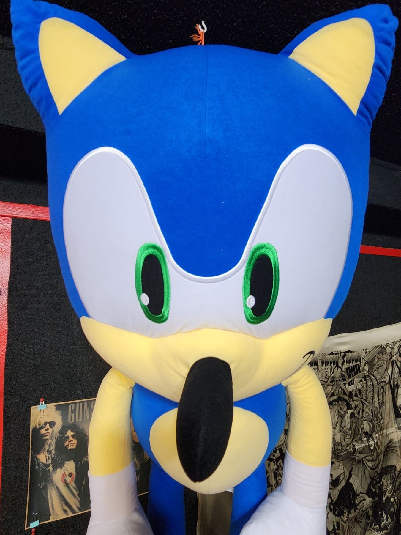 New Giant 4" Tall Licensed Sonic The Hedgehog