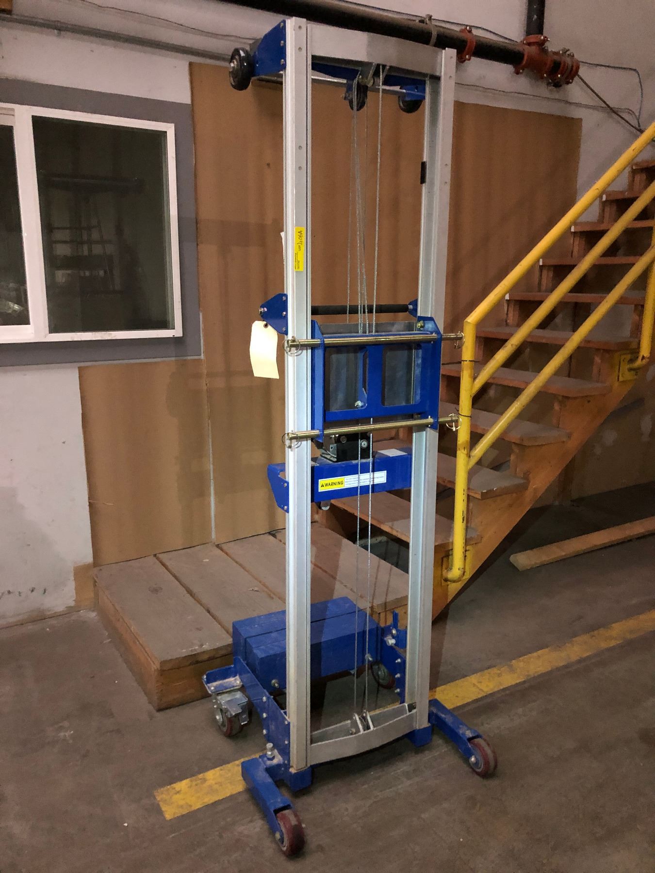 GL-10-BC Genie Lift with Counterweight Base - retail $2,625