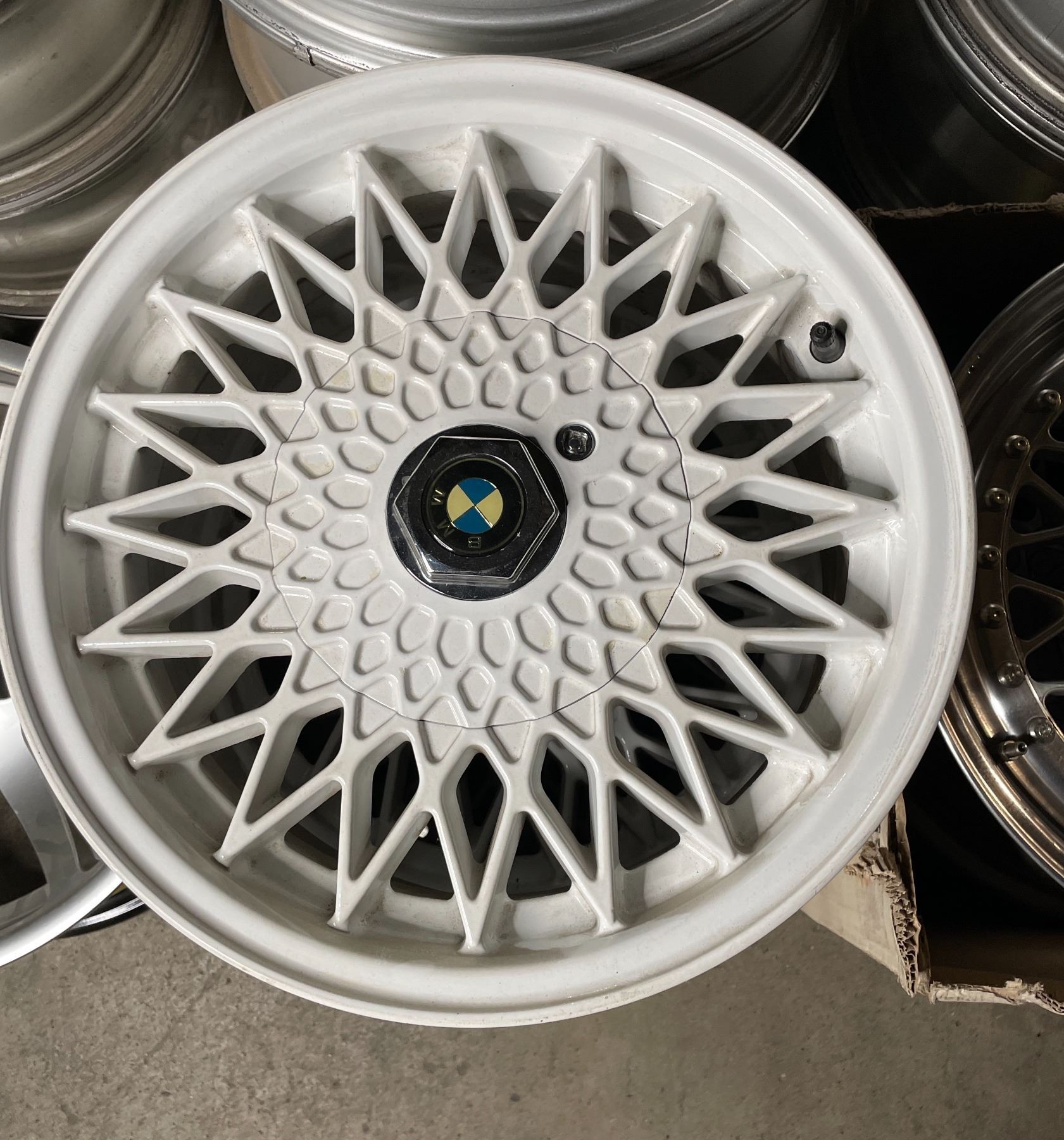 USED / Open Box - RW Wheels - Set of 3 - Mesh - 7x15 - 4x100 (15")