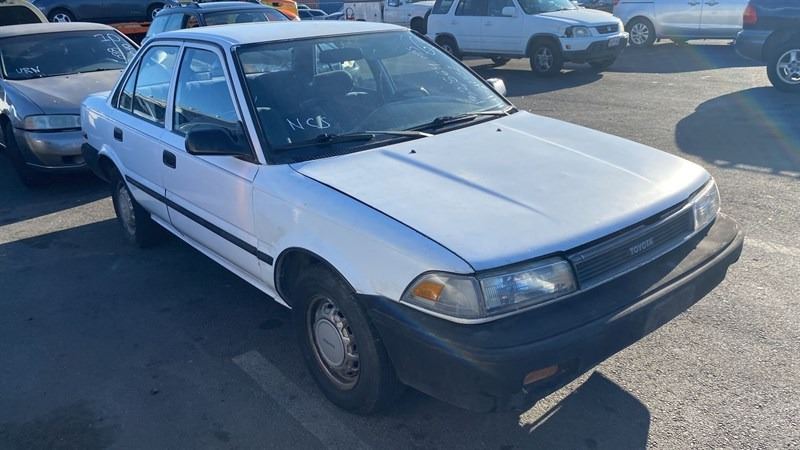 1990 Toyota Corolla Deluxe