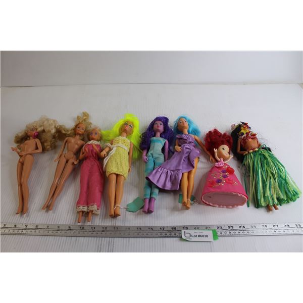 8 Dolls Strawberry Shortcake Barbie Bodnarus Auctioneering