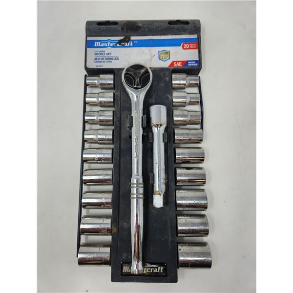 Mastercraft Ratchet and Socket Set