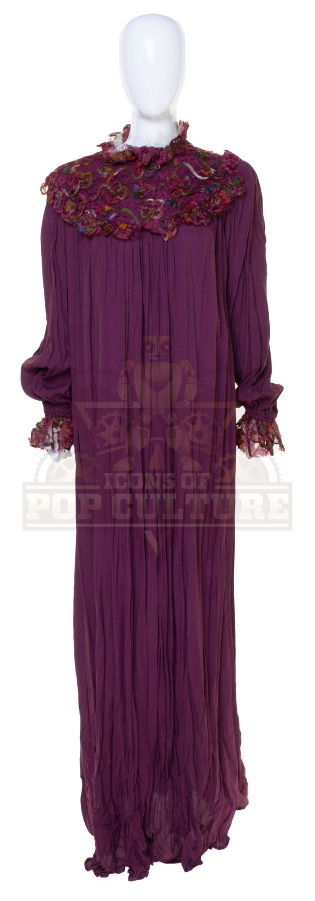 How the Grinch Stole Christmas – Miss Rue Who’s Nightgown – H2-234