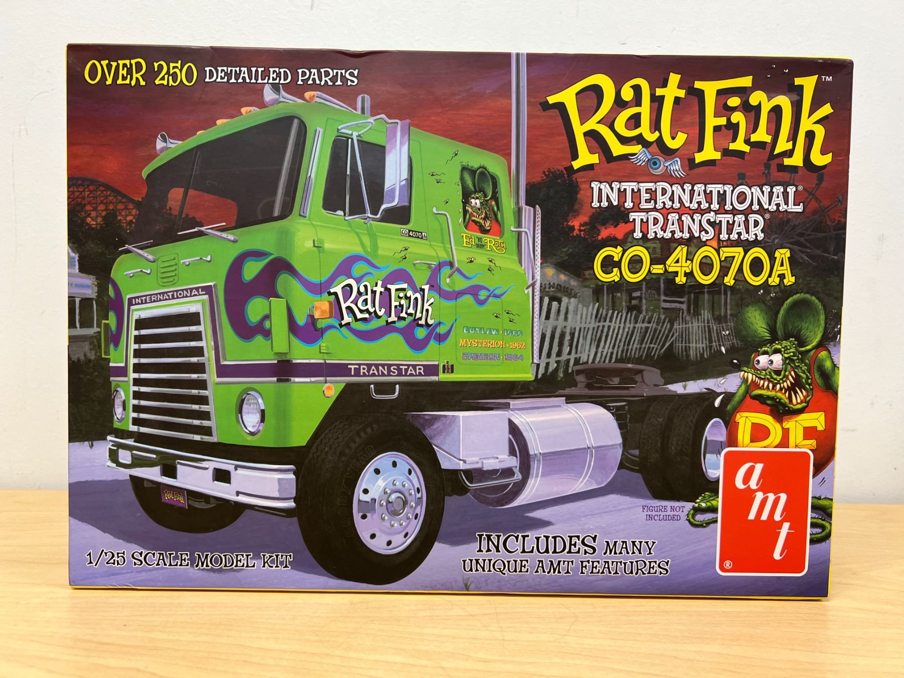 AMT Rat Fink International Transtar Model Kit 1/25 - open box, looks ...