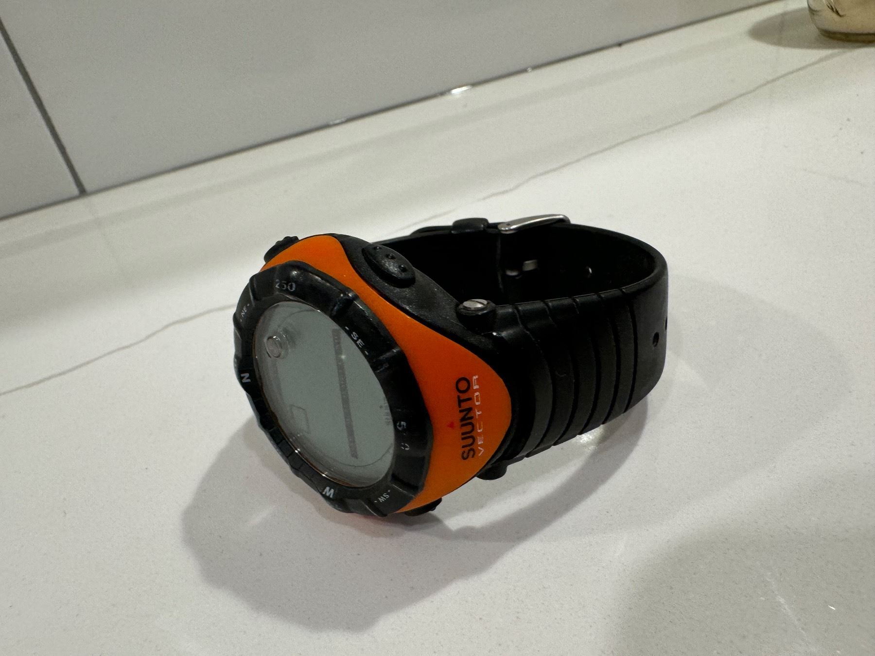 Suunto vector KTM watch needs battery
