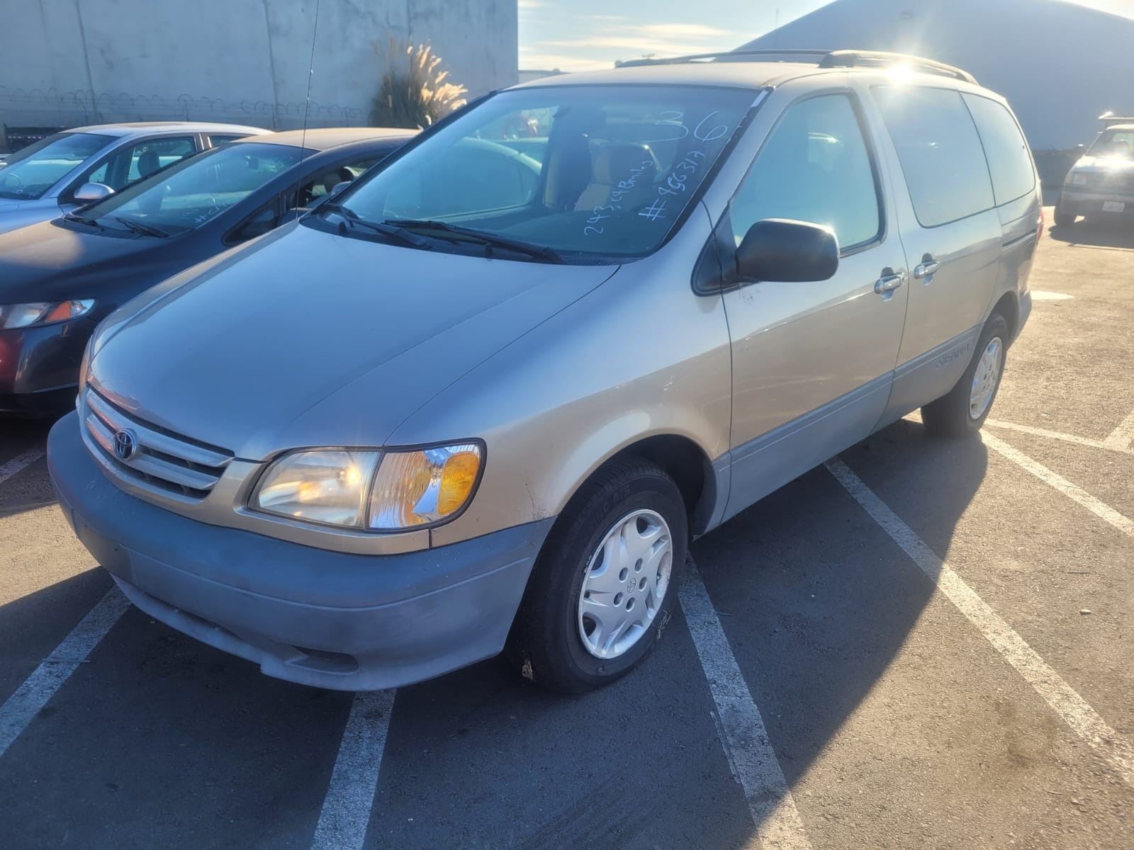 2002 Toyota Sienna CE