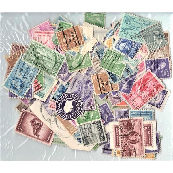 Stamps - USA Assorted Stamps - 135 Total