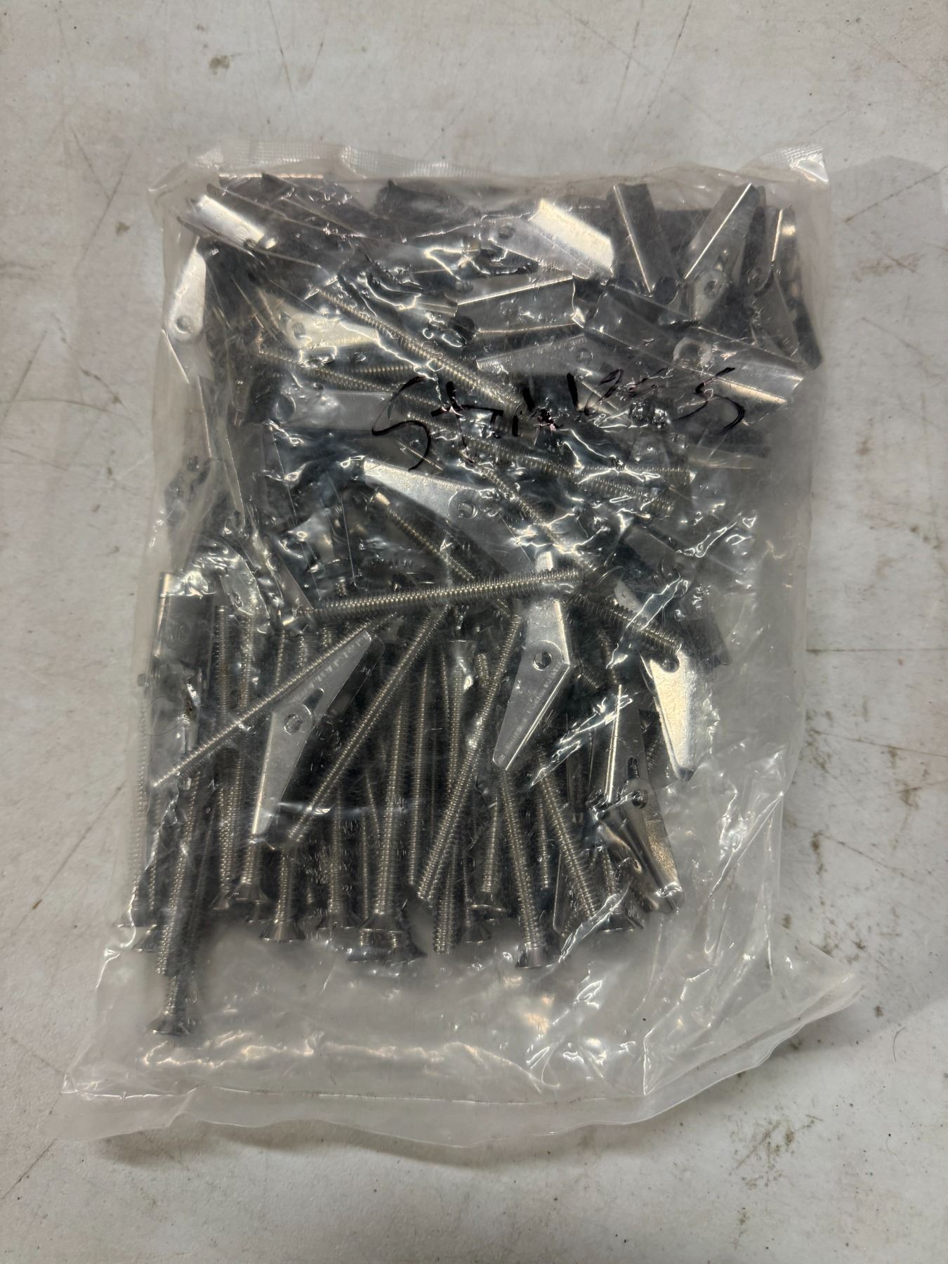 Stainless toggle bolts