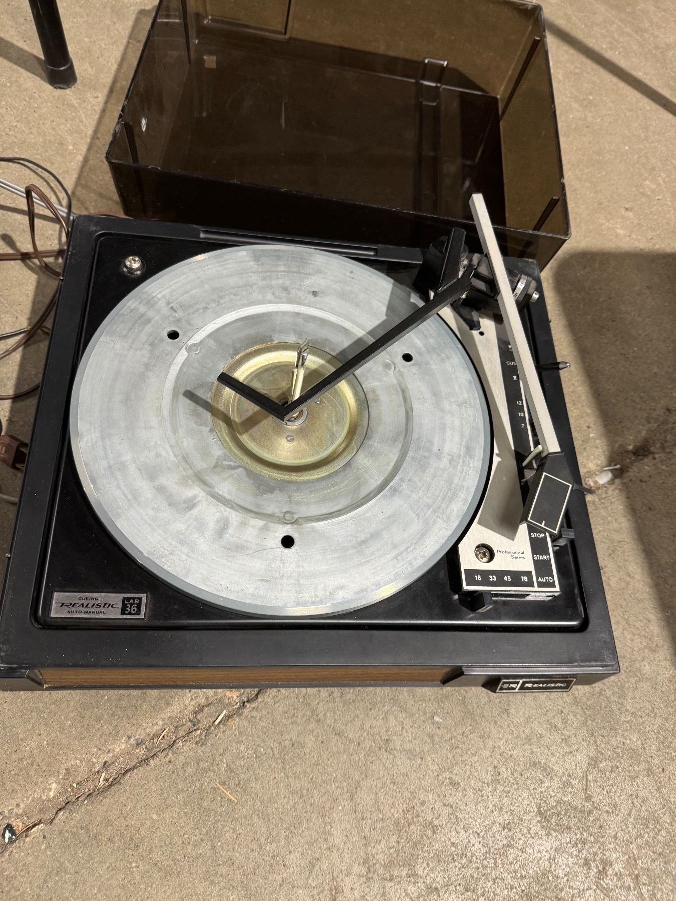 Realistic record player